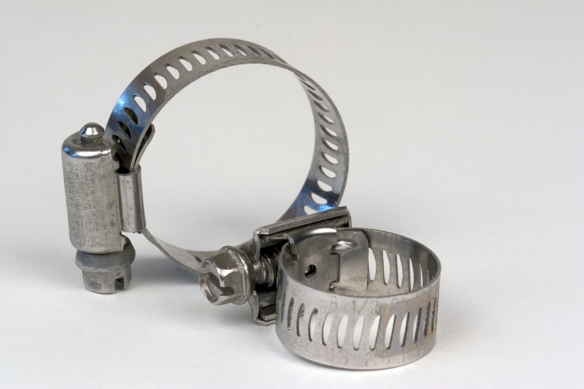 Selección, Uso y Tipos de Abrazaderas: Guía para una Sujeción Efectiva